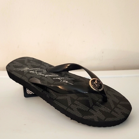 Michael Kors | Shoes | Michael Kors Jet Set Flip Flops | Poshmark